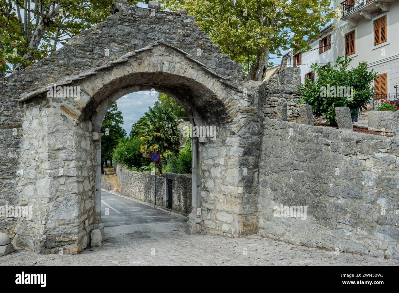 The historic entrance gate to the town of Buzet. Croatia, Istria, Buzet ...