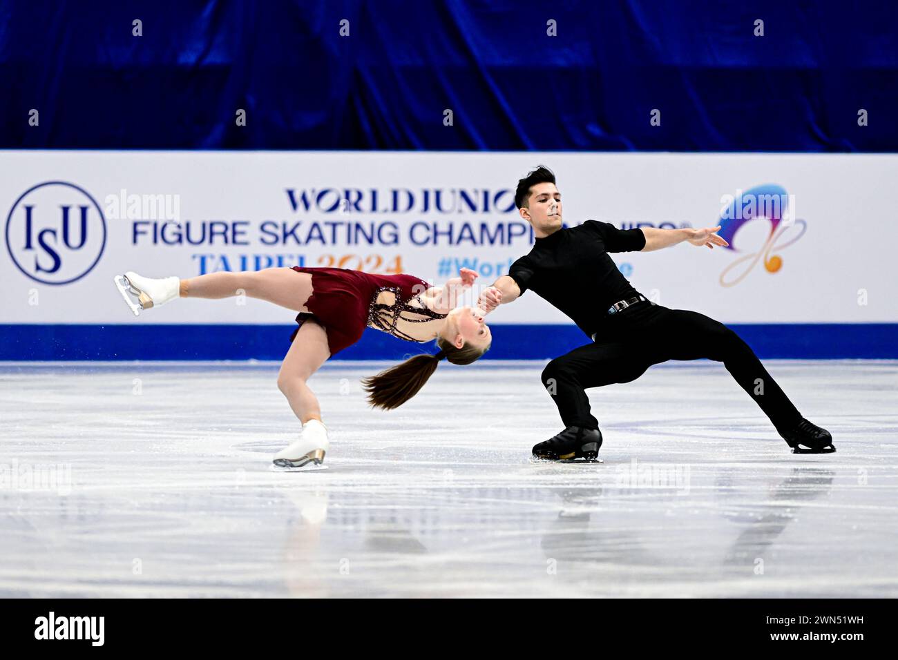 Ava KEMP & Yohnatan ELIZAROV (CAN), during Junior Pairs Free Skating ...