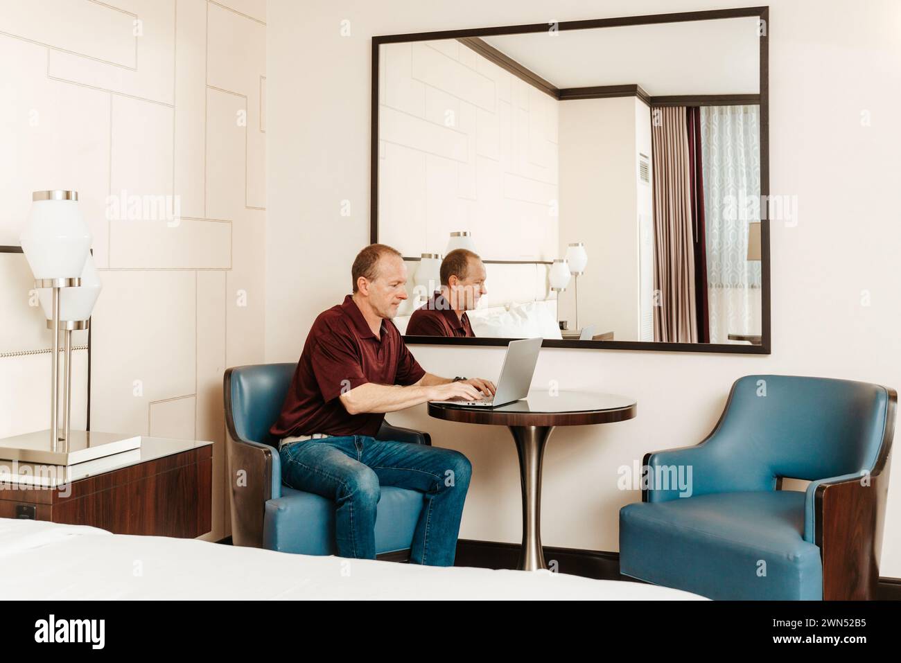 Desk in a hotel room hi-res stock photography and images - Alamy