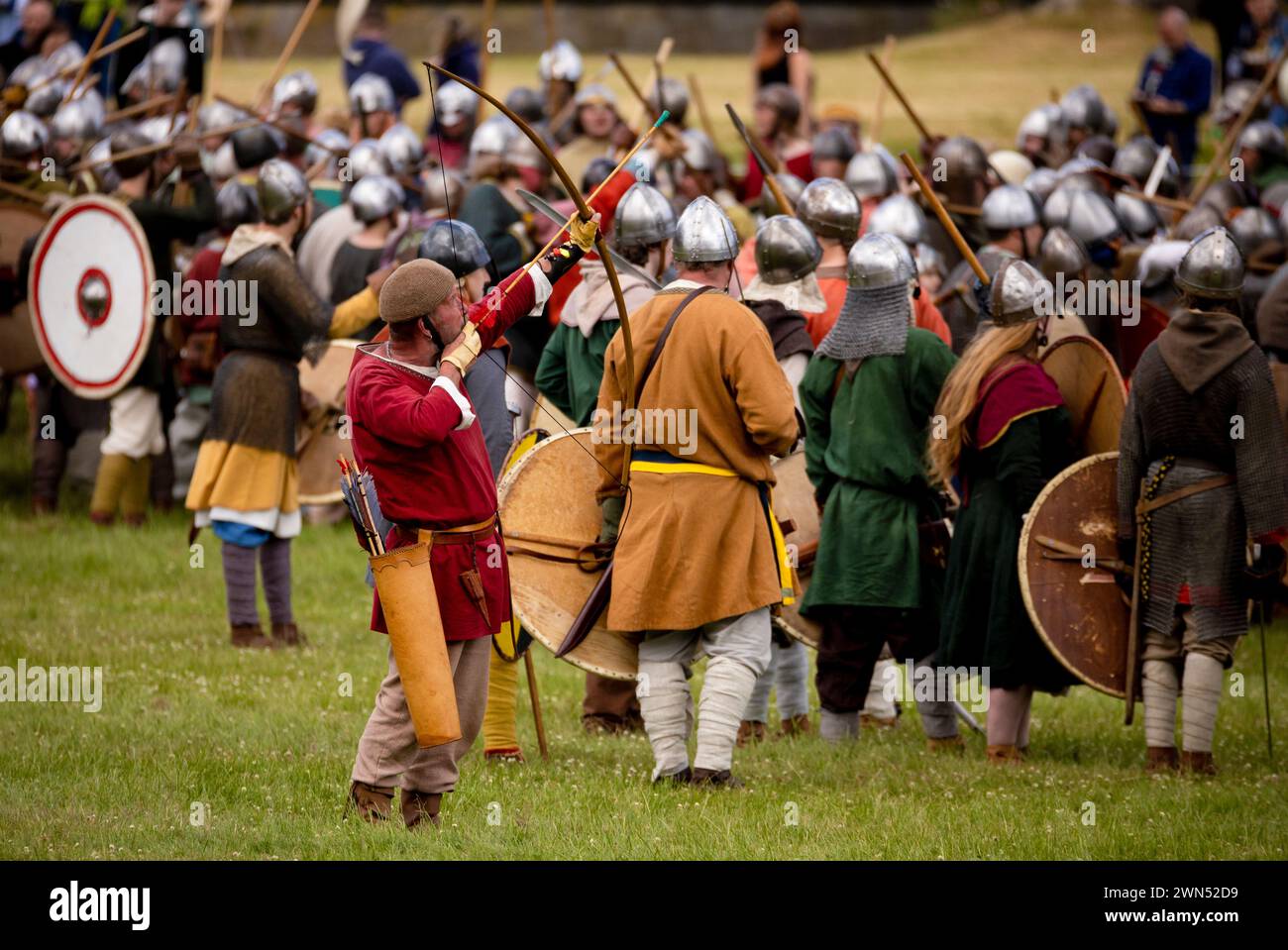 26/06/22 Hundreds of invading ‘Vikings’ and warriors from the ‘Anglo ...
