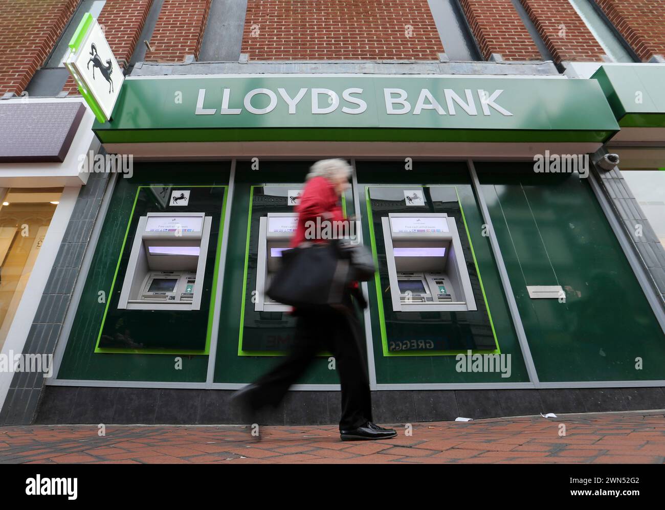 HSBC Bank branch, Derby Stock Photo - Alamy