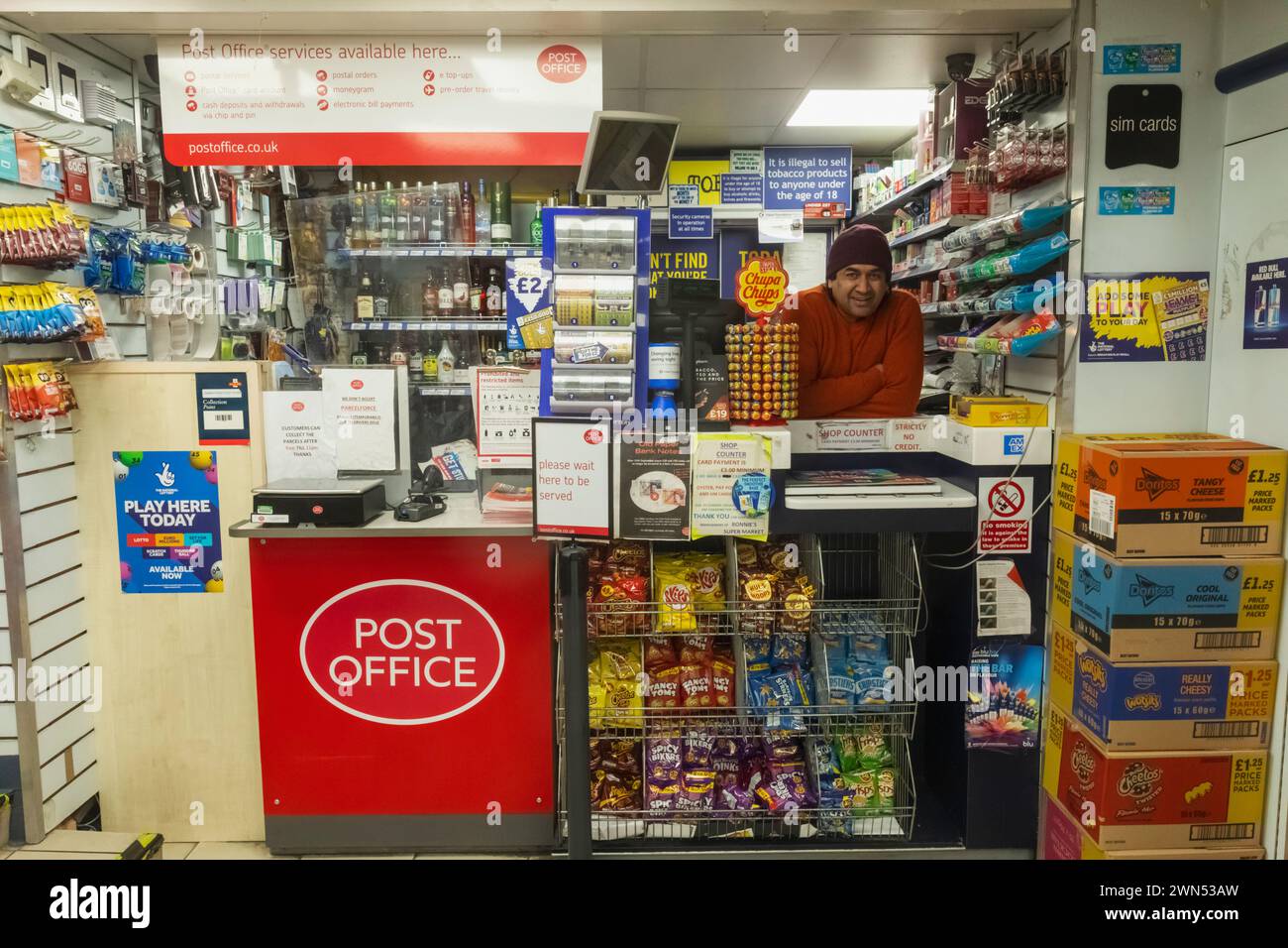 Mini post office hi-res stock photography and images - Alamy