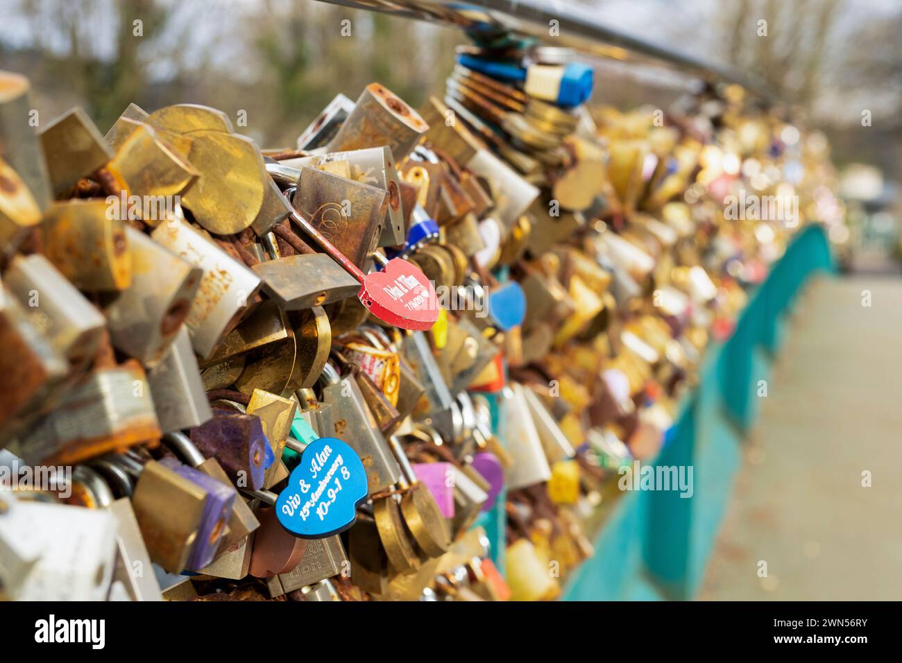 24/03/21 The Ôlove lockÕ Weir Bridge over the river Wye in Bakewell ...