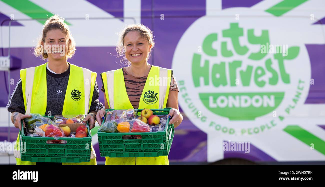 At the new spitalfields market hi-res stock photography and images - Alamy