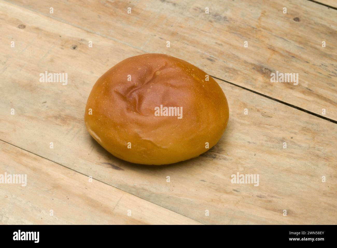 Fast food brioche bread bun roti isolated,Close -up soft sweet butter ...