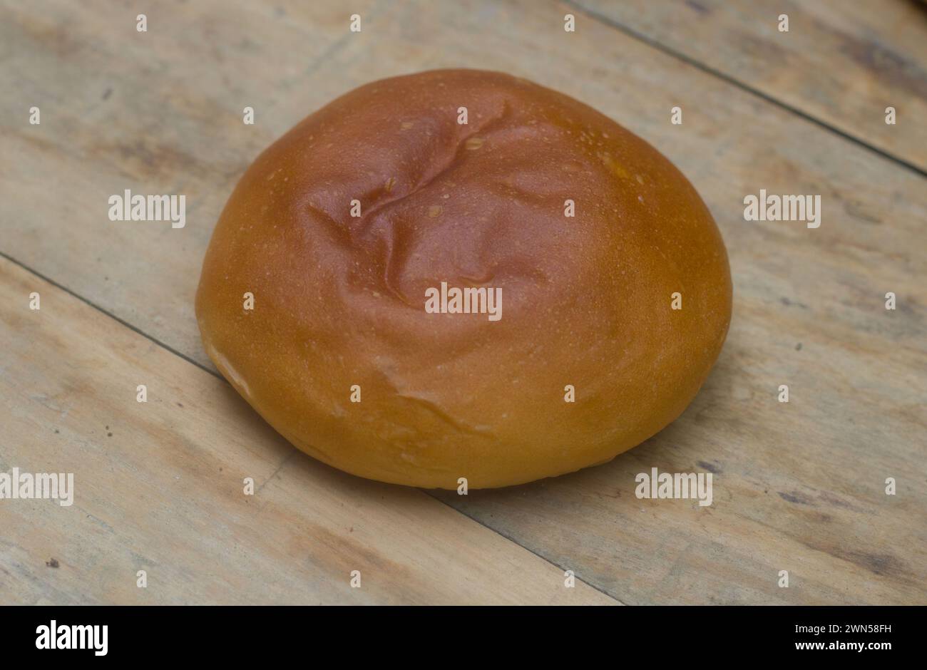 Food bun hi-res stock photography and images - Alamy