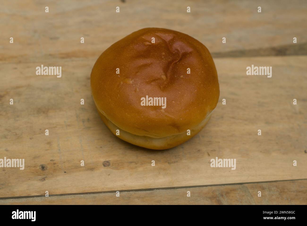 Fast food brioche bread bun roti isolated,Close -up soft sweet butter ...