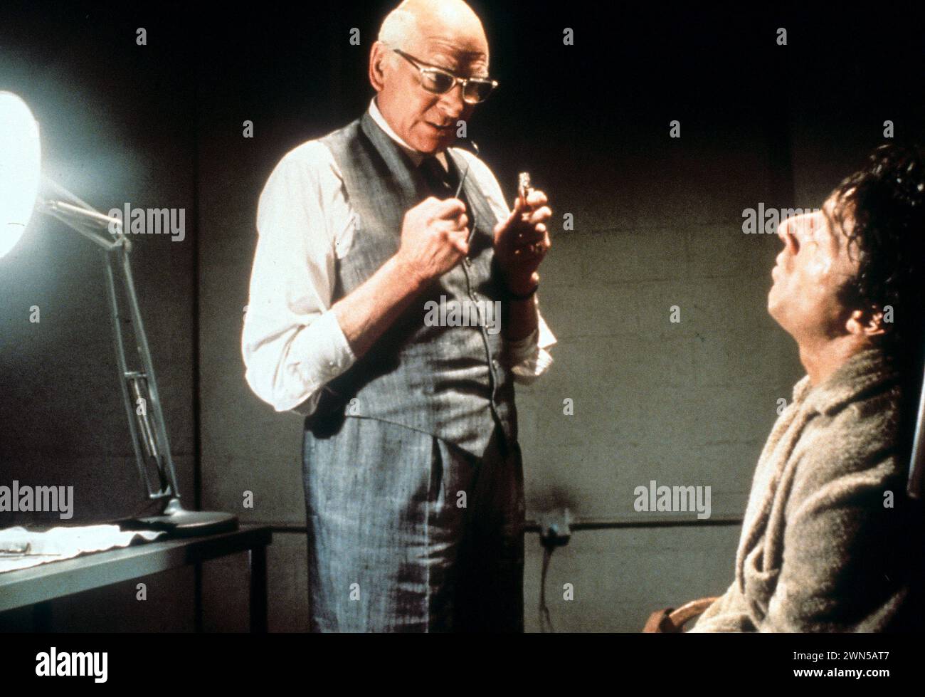 Marathon Man Laurence Olivier & Dustin Hoffman Stock Photo - Alamy