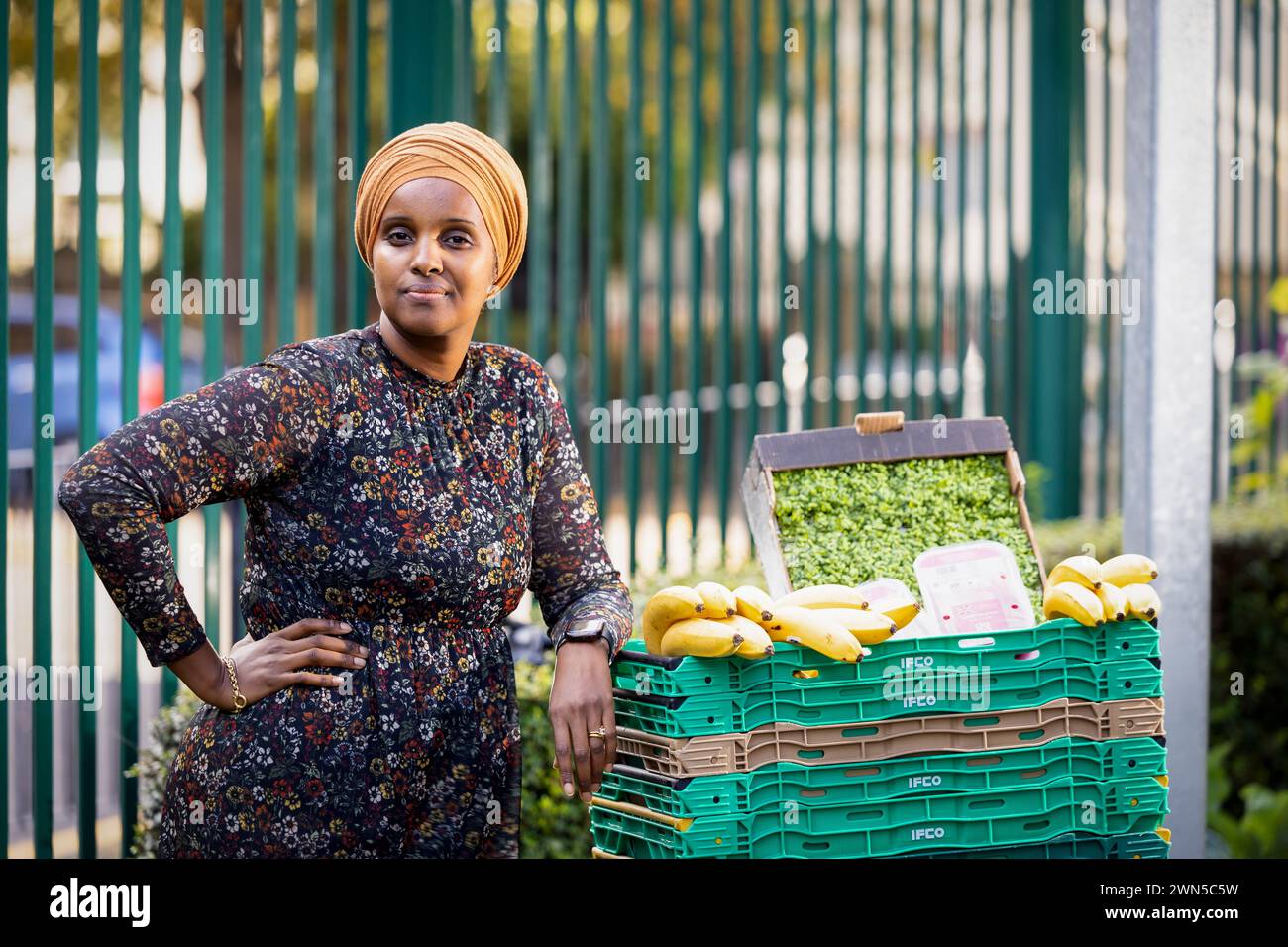 Uk school food teacher hi-res stock photography and images - Alamy