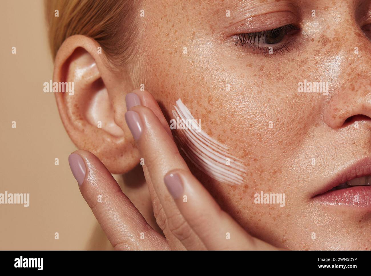 Dermatology detailed hi-res stock photography and images - Alamy