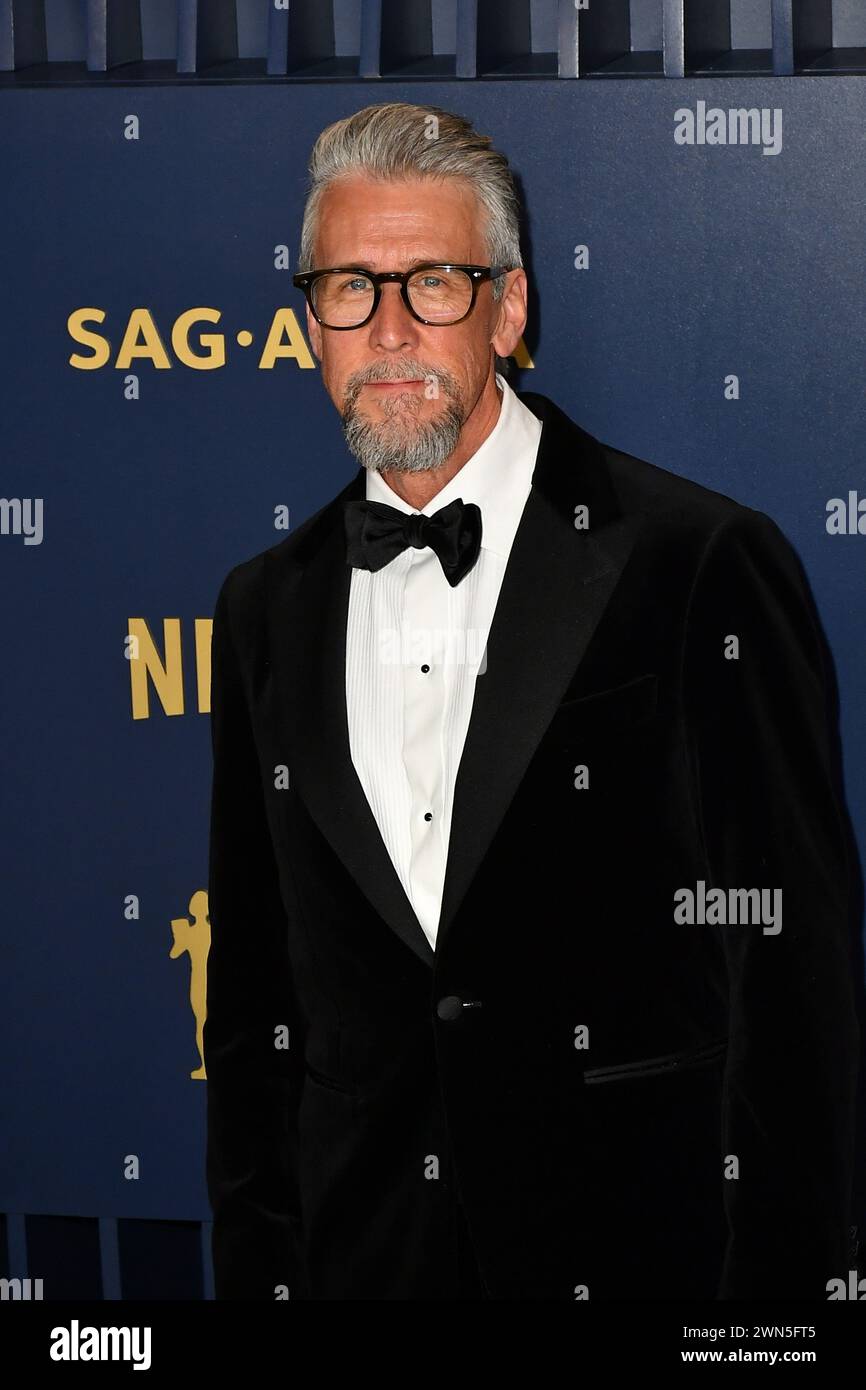Alan Ruck attends the 30th Annual Screen Actors Guild Awards at Shrine ...