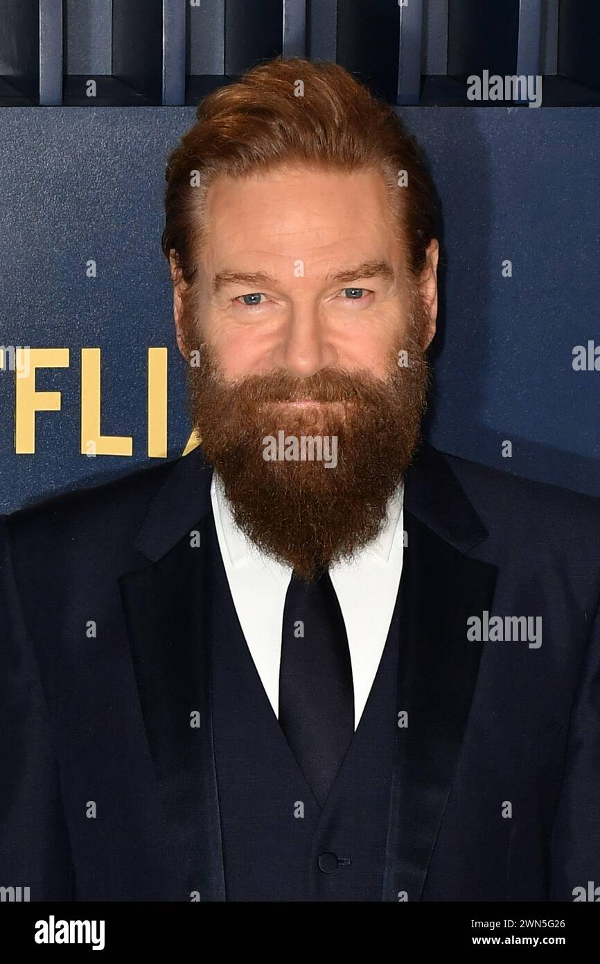 Kenneth Branagh attends the 30th Annual Screen Actors Guild Awards at ...