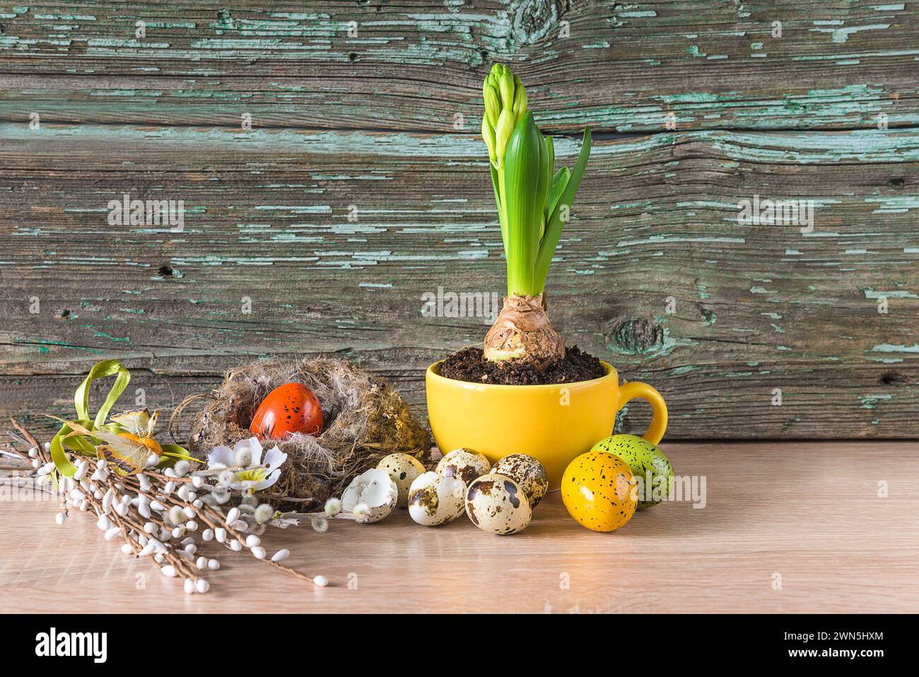 Happy easter holidays hi-res stock photography and images - Alamy
