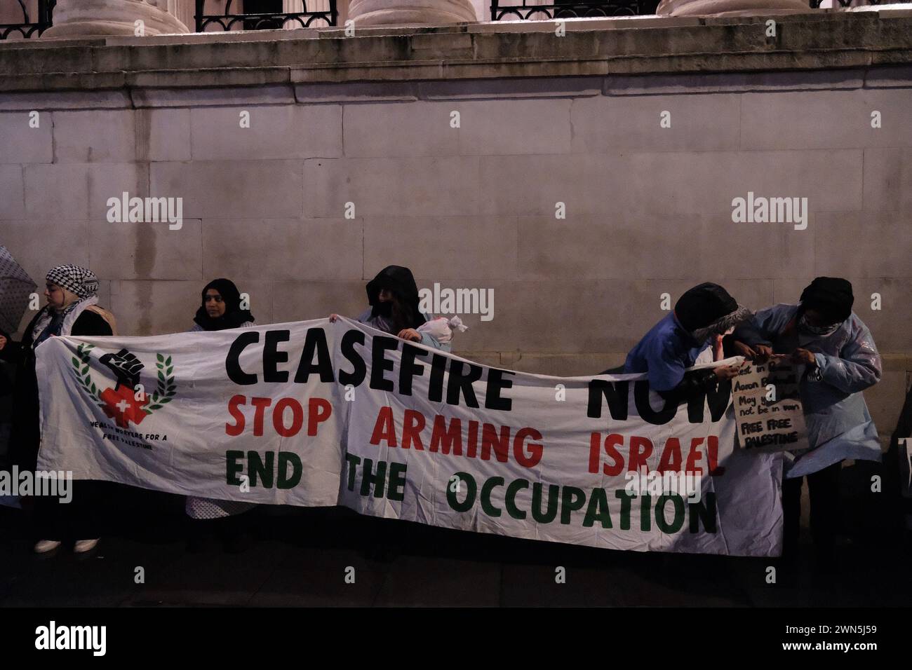 London, UK. 29th Feb, 2024. Candlelight vigil honors Aaron Bushnell ...