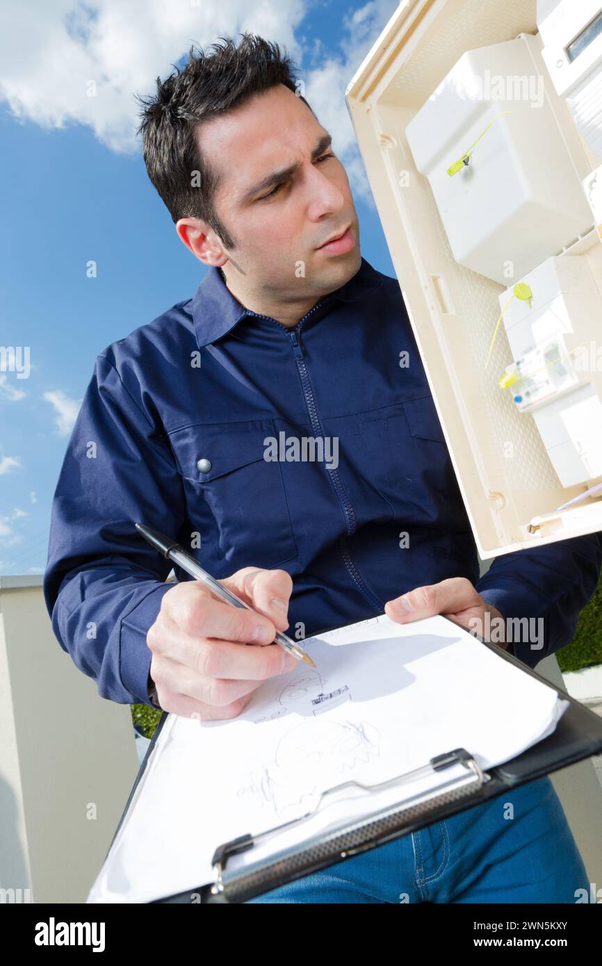 Electricity meter box outdoors hi-res stock photography and images - Alamy