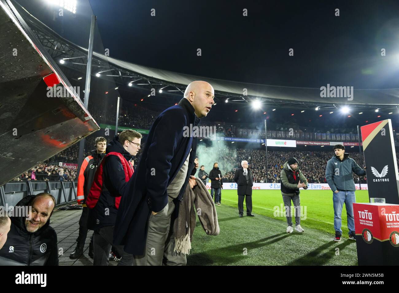 ROTTERDAM - Feyenoord coach Arne Slot during the Toto KNVB cup semi ...