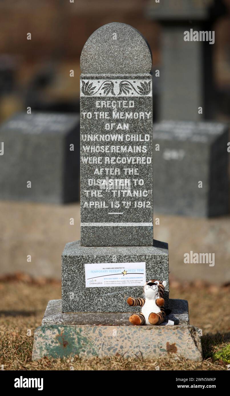 25/03/2012...A child's toy and money left by the gravestone to the ...