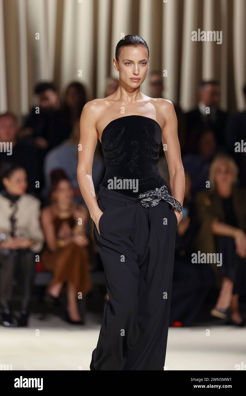 Irina Shayk wears a creation for the Schiaparelli Fall/Winter 2024-2025 ...