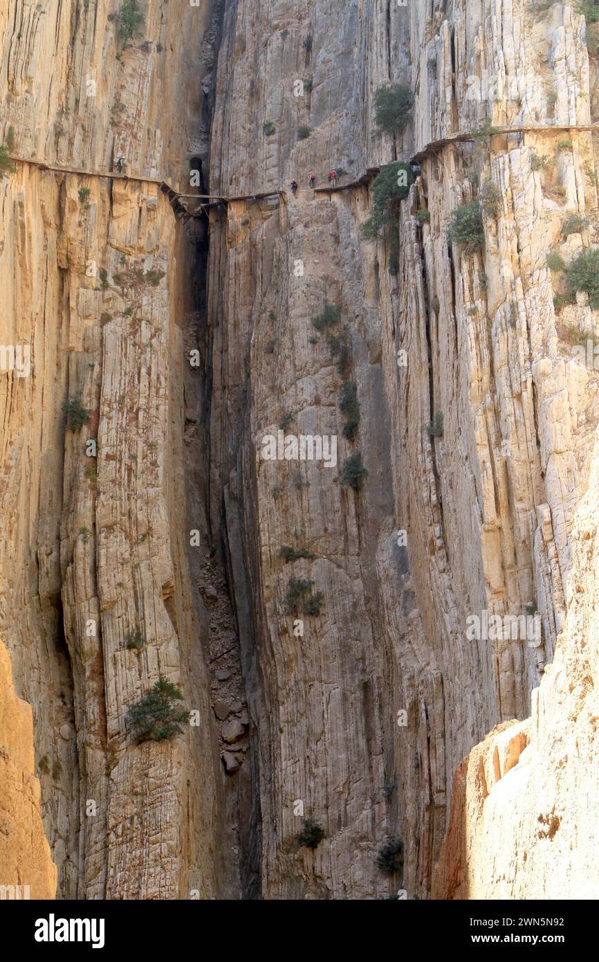 09/10/11 A group make their way round the most dangerous path in the ...