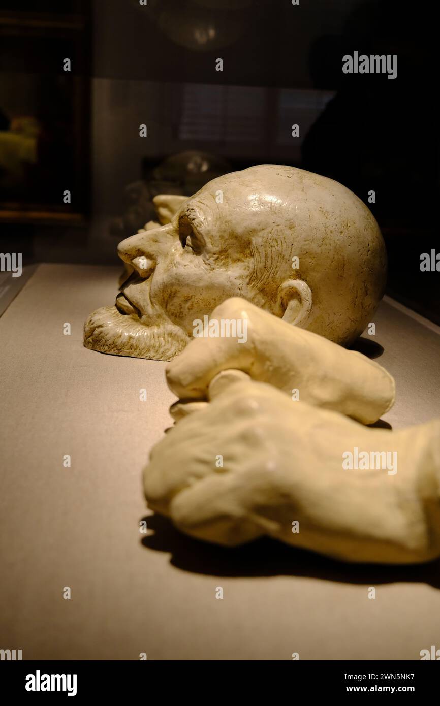 The 1917 plaster life mask of Abraham Lincoln made from a 1860 original ...