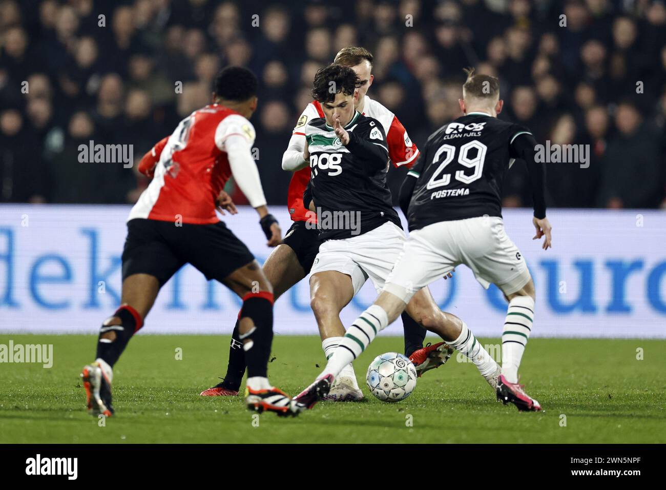 ROTTERDAM - (l-r) Quinten Timber of Feyenoord, Thom van Bergen of FC ...