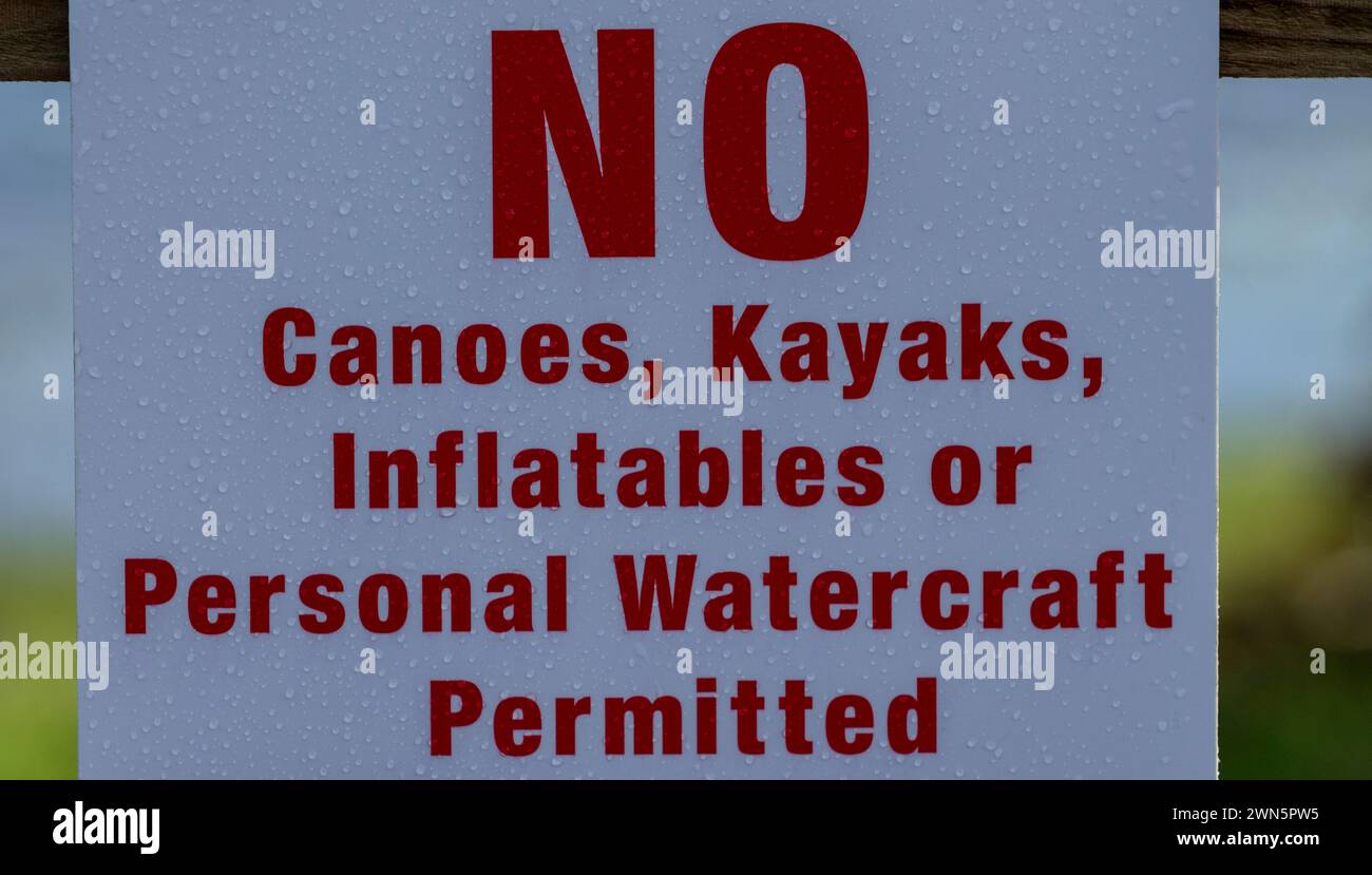 No Personal Boating sign. Red on white letters Stock Photo - Alamy
