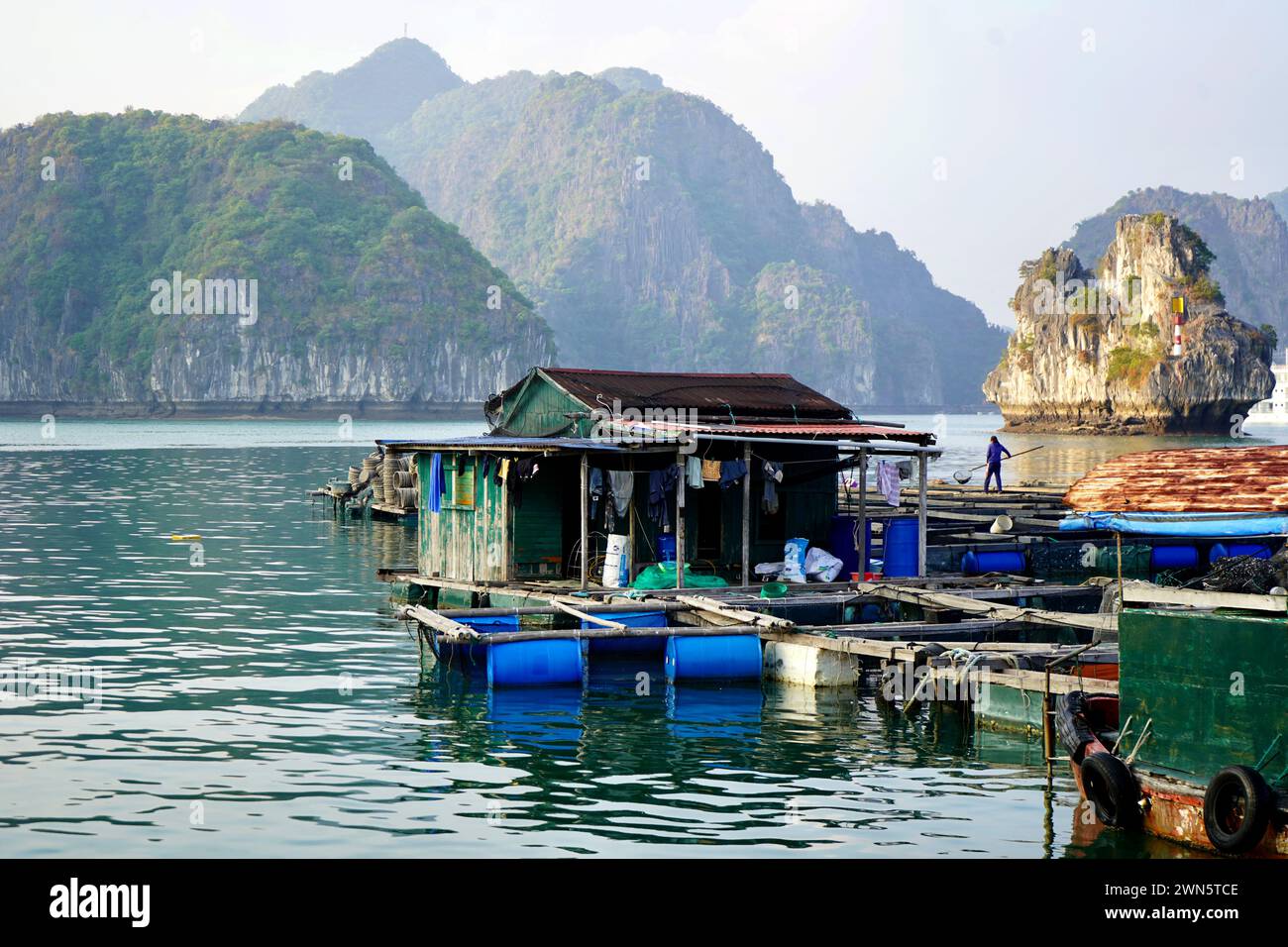 Famous floating villages of Halong Bay, Vietnam Stock Photo - Alamy