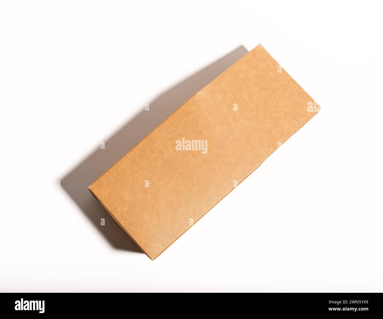 Long brown closed cardboard hi-res stock photography and images - Alamy
