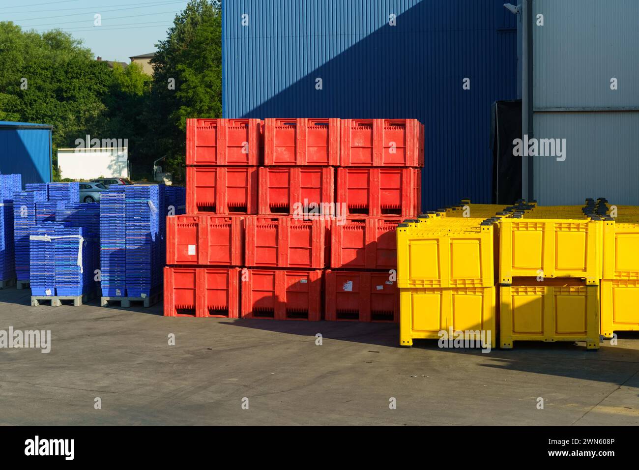 Warehouse organization management hi-res stock photography and images - Alamy