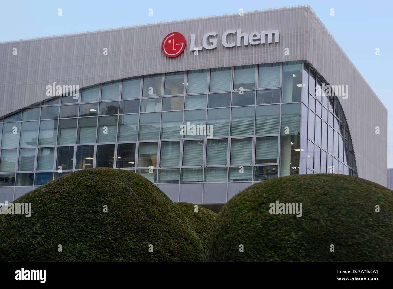 LG Chem Petrochemicals Company building, quality materials for ...