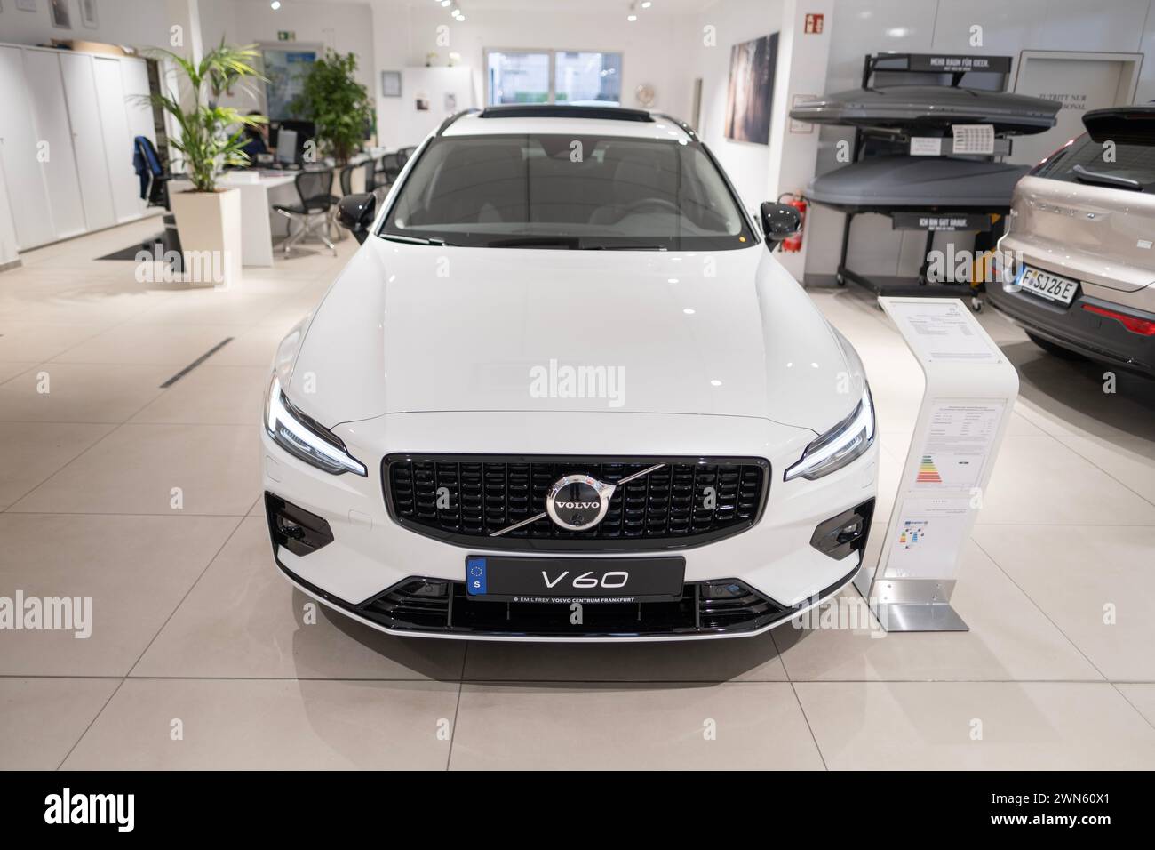 Tech advancements in automotive hi-res stock photography and images - Alamy