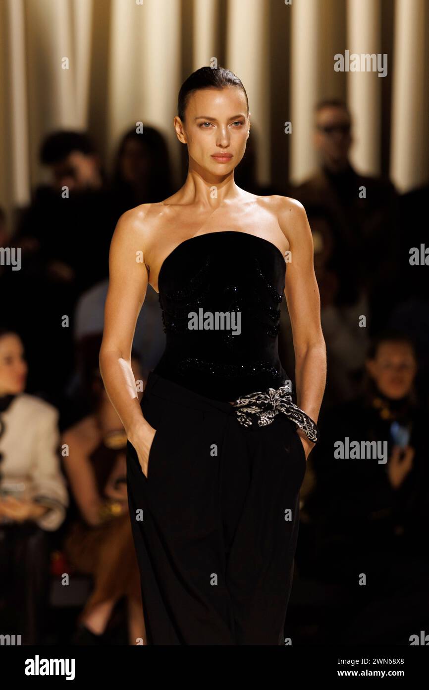 Irina Shayk wears a creation for the Schiaparelli Fall/Winter 2024-2025 ...