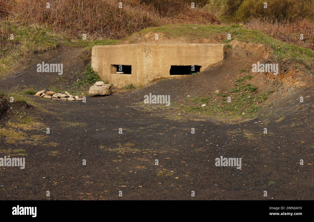 Ww2 mines beach hi-res stock photography and images - Alamy