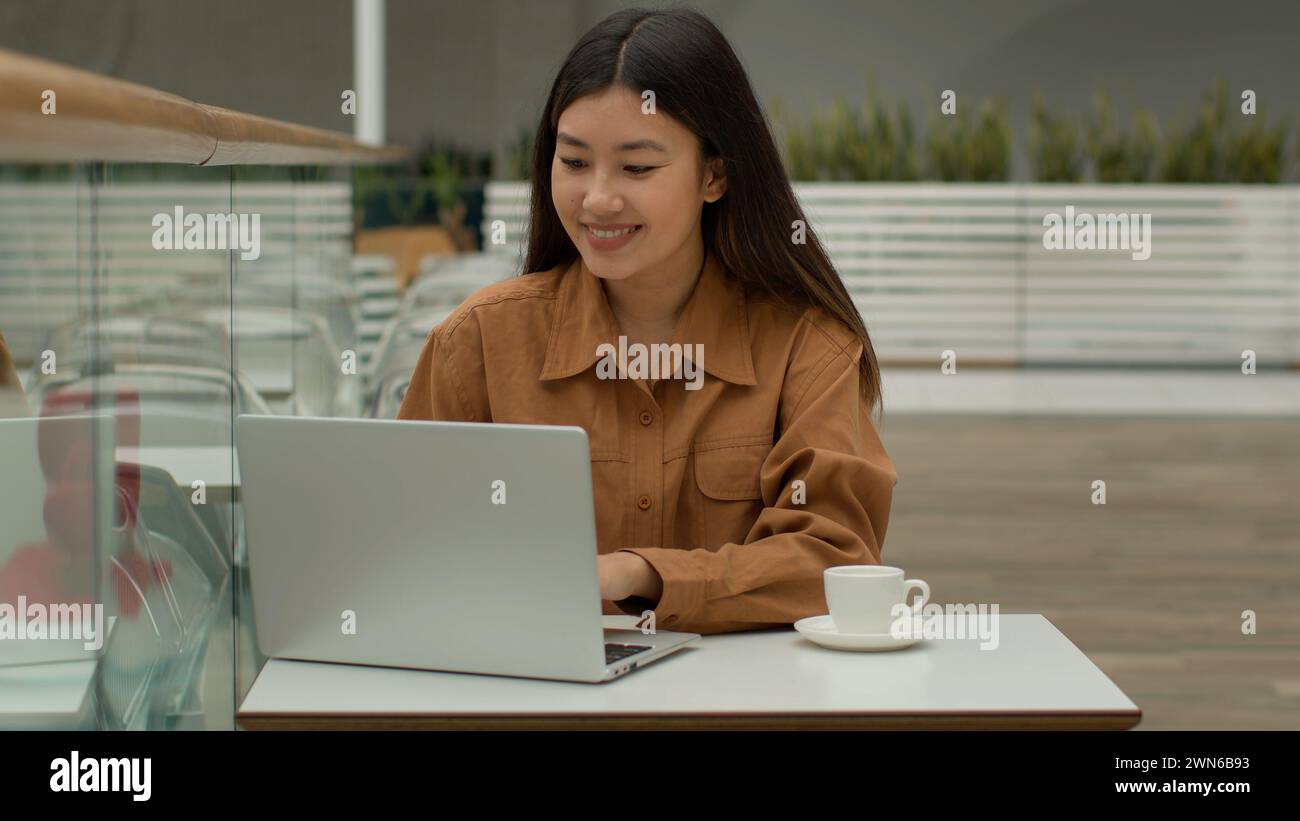 Asian gen z employee hi-res stock photography and images - Alamy