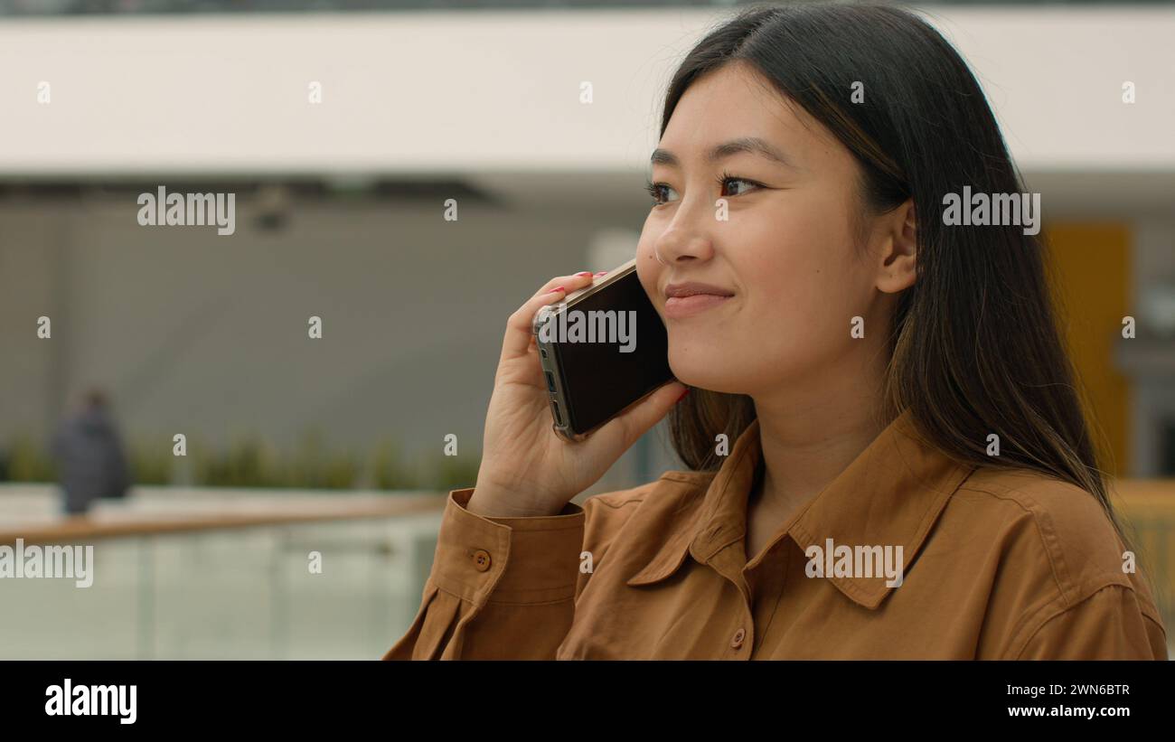 Asian businesswoman smiling chinese japanese girl business female ...