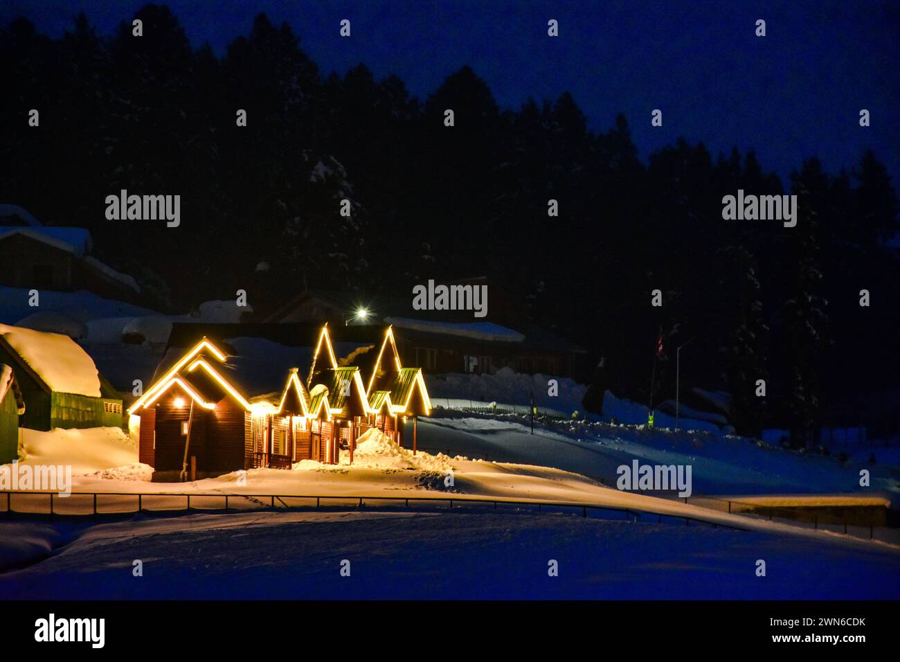 Commercial huts hi-res stock photography and images - Alamy