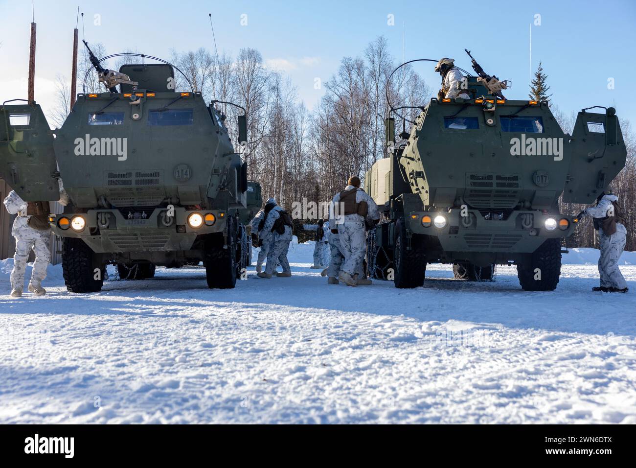 U.S. Marines with Fox Battery, 2nd Battalion, 14th Marine Regiment, 4th ...