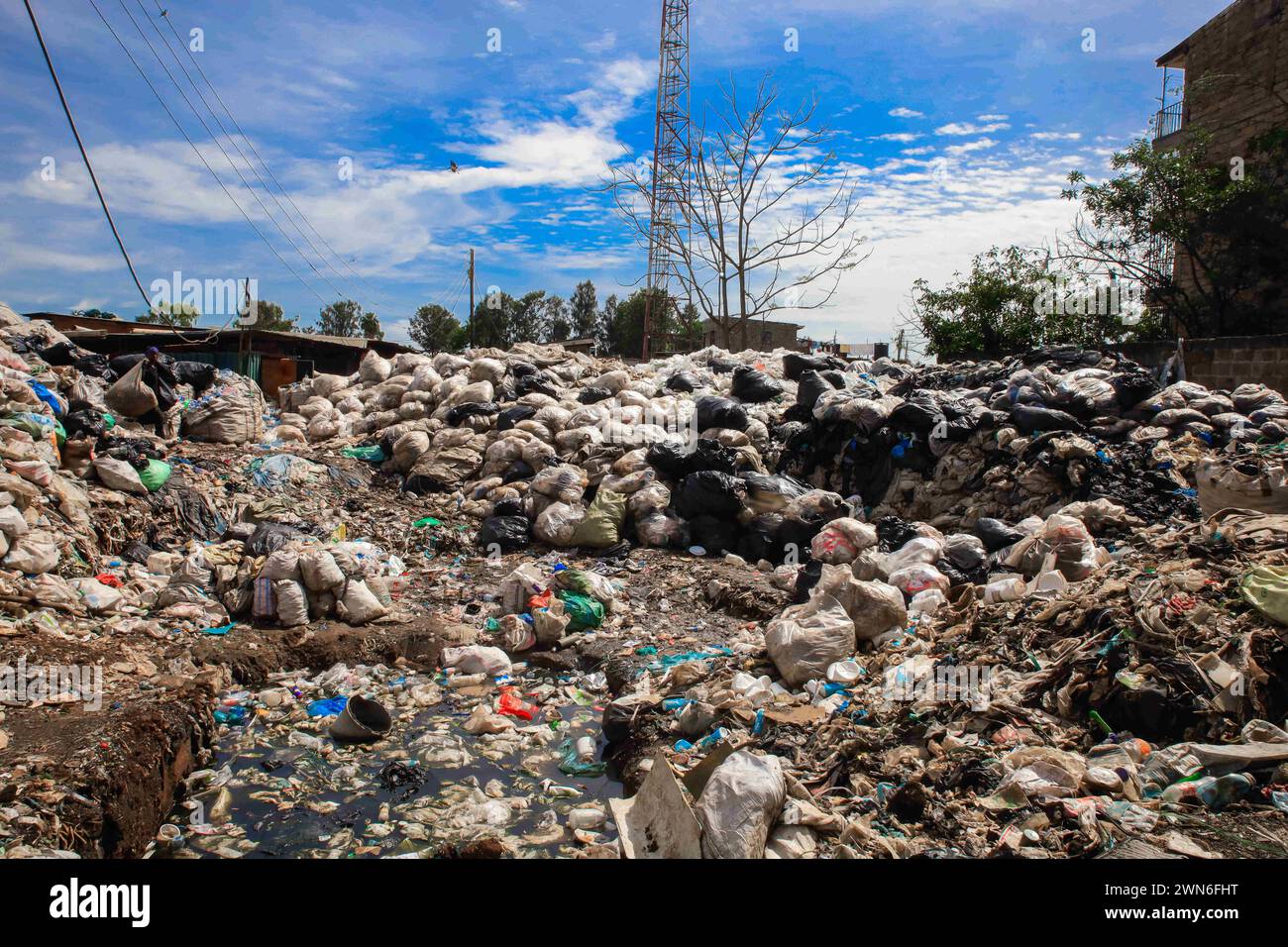 Dwo 24 dandora landfill 4 jpg hi-res stock photography and images - Alamy