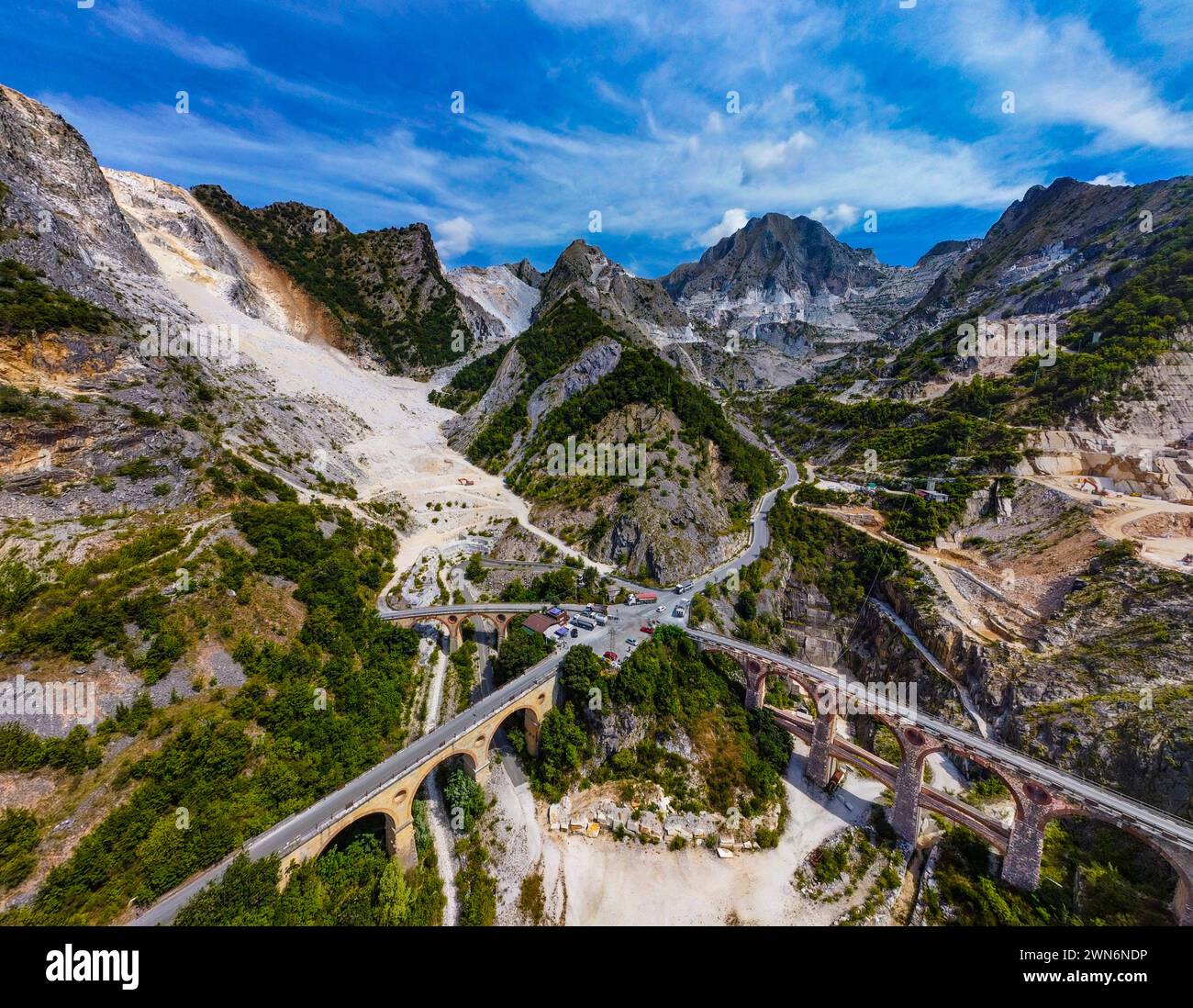 Apuan Alps, white marble quarries, Fantiscritti valley, the Vara ...