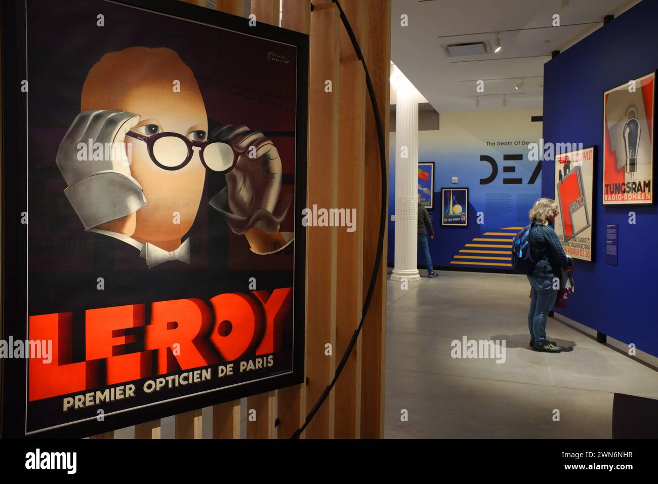 The poster of Leroy-Premier Optician of Paris. A 1938 French eyeglasses ...
