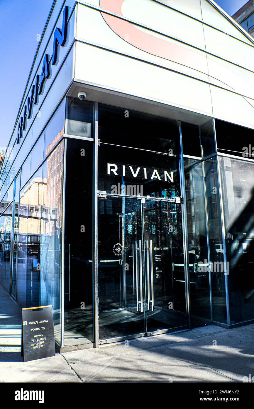 Rivian electric vehicles hi-res stock photography and images - Alamy