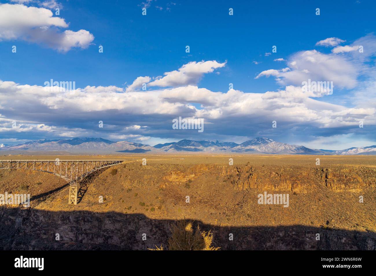Rio grande bridge aerial hi-res stock photography and images - Alamy