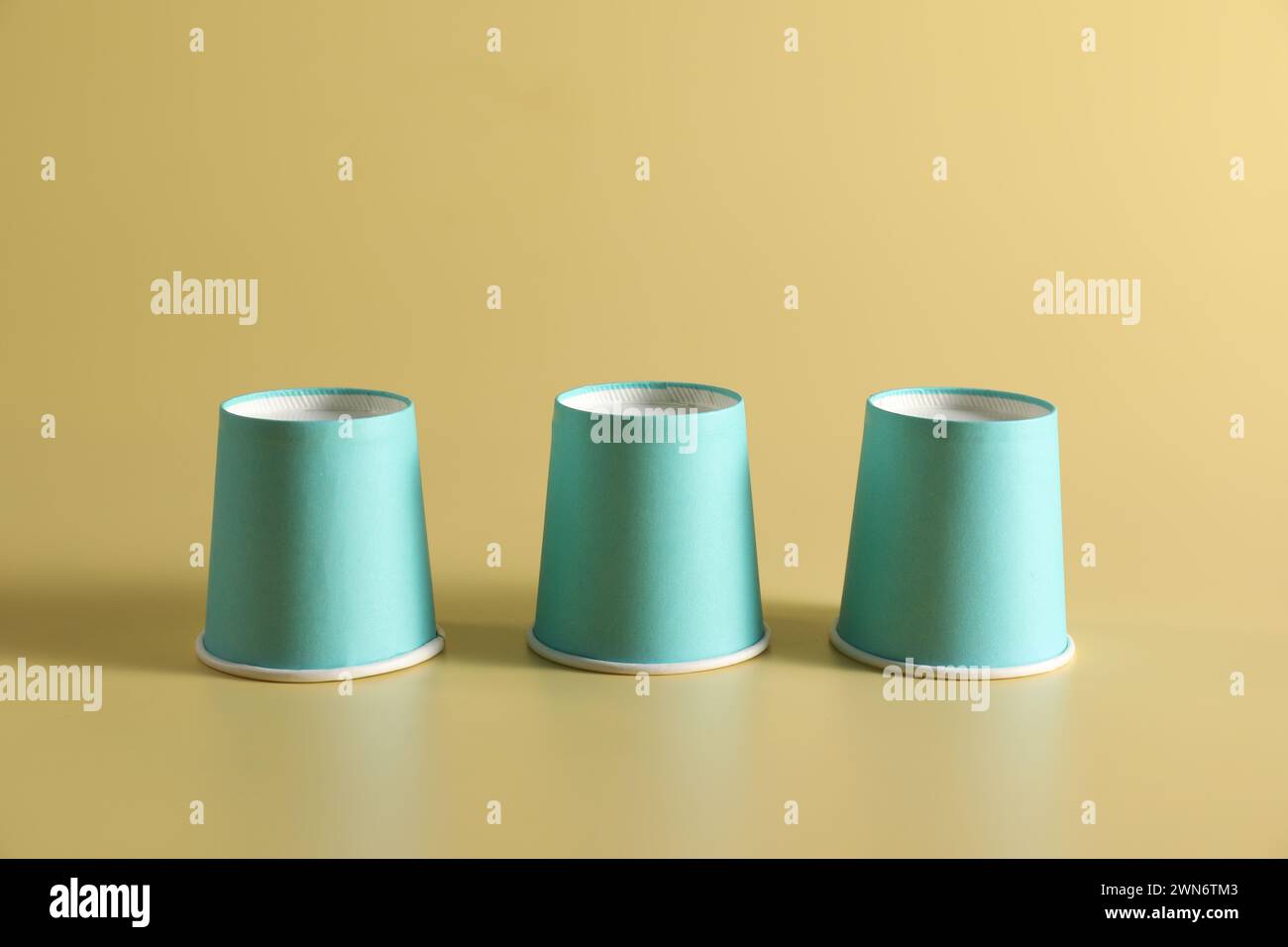 Shell game cups hi-res stock photography and images - Alamy