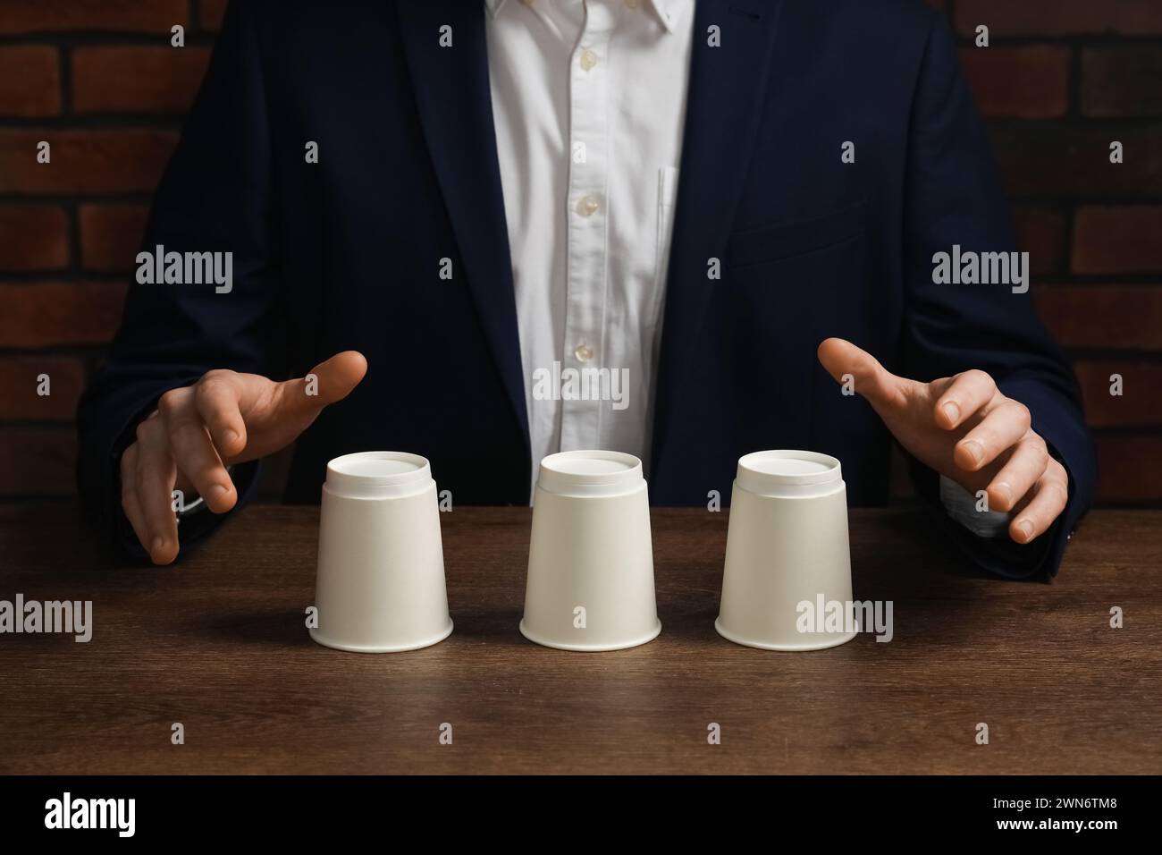 Playing game for prize hi-res stock photography and images - Alamy