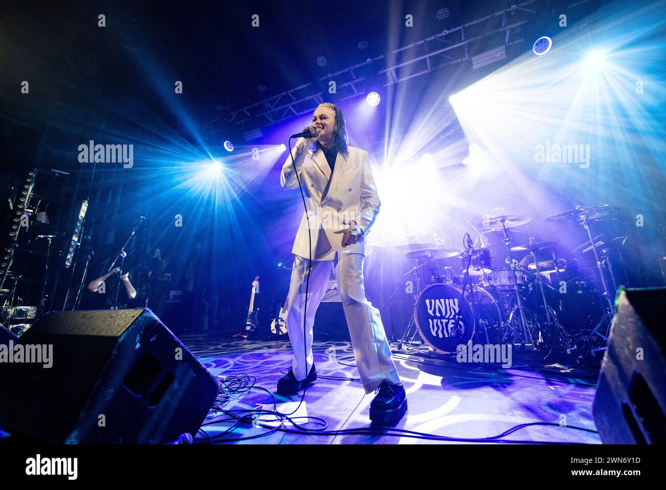 Indie rock singer hi-res stock photography and images - Alamy