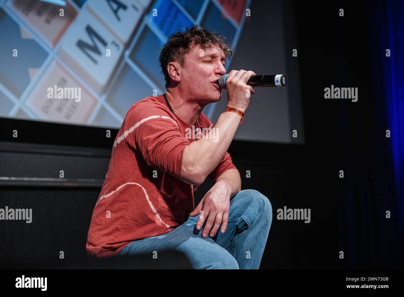 Musiker Daniel Michel, Sänger der Band Liedfett, bei der Verleihung des ...