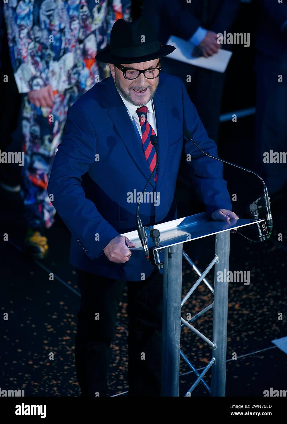 Sir tony lloyd rochdale mp hi-res stock photography and images - Alamy