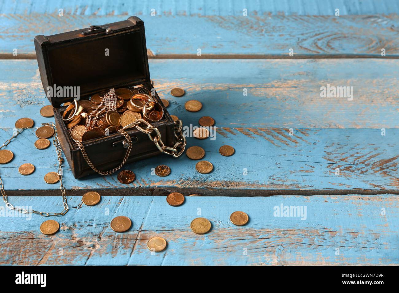Hide treasures hi-res stock photography and images - Alamy