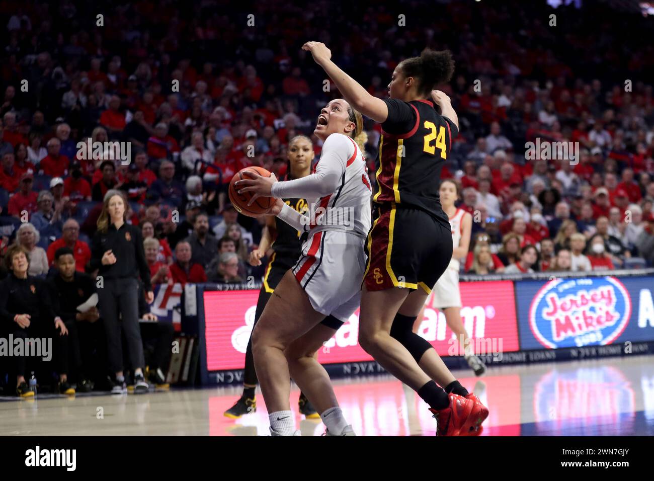 TUCSON, AZ - FEBRUARY 29: Arizona Wildcats forward Isis Beh #33 during ...