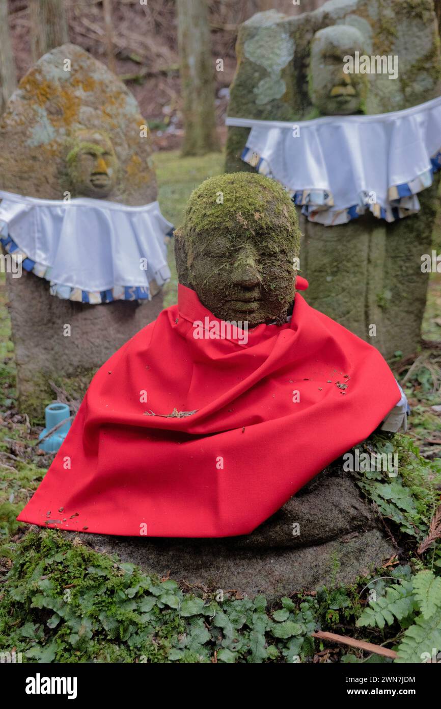 Jizo statue in the Okunoin Cemetery, Mount Koya (Koyasan), Wakayama ...
